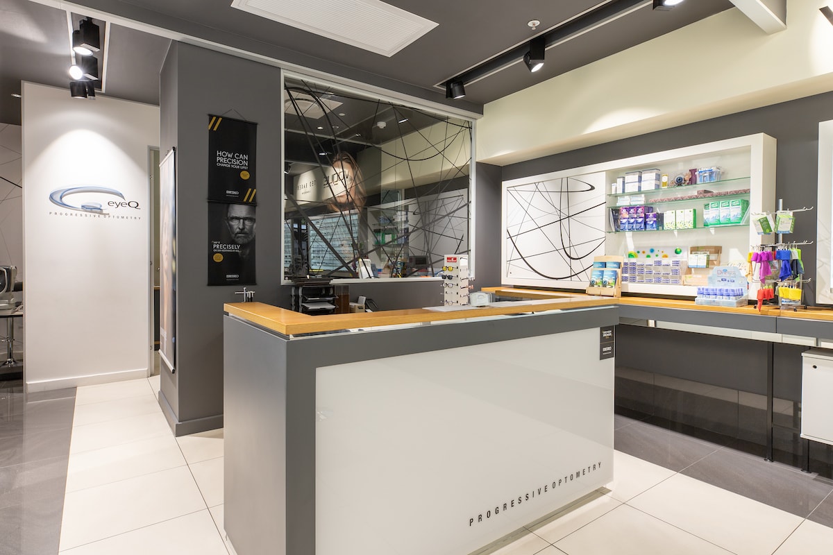 EyeQ is at the leading edge of Optometry in South Africa | View or stores!